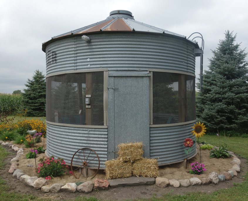 Mini Bales - Wright Farms Hutchinson, MN